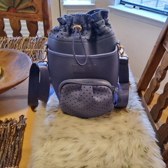 POPFLEX | Bags | Popflex Ready Set Glow Gallon H2 Bag Vguc | Poshmark